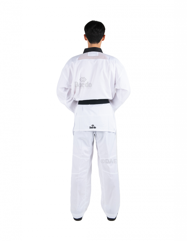 Dobok Daedo «ULTRA ll» WT – The Master SpA